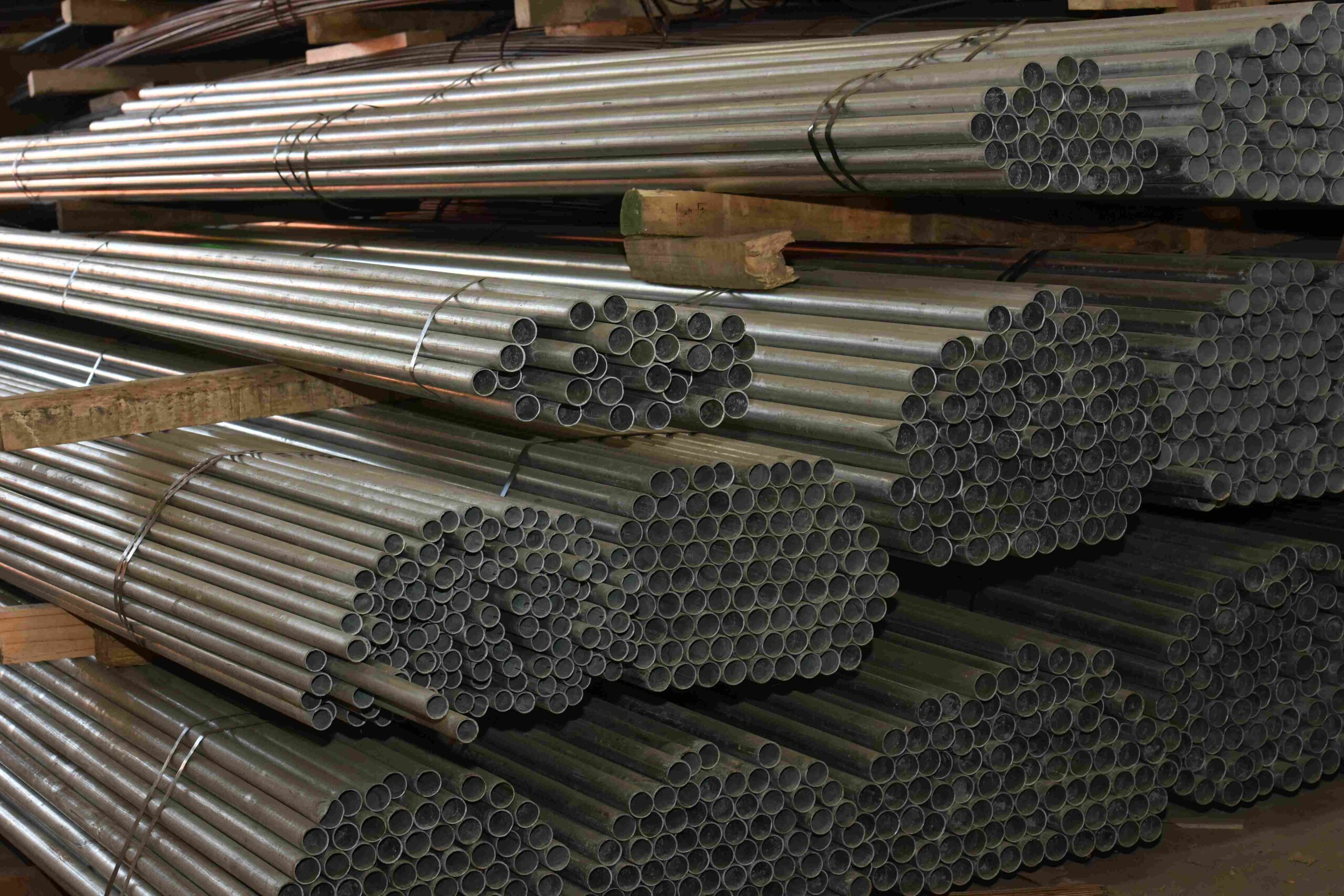 TUYO ROND GALVANISER (ROUND PIPE GALVANISED) - Chantier du Nord