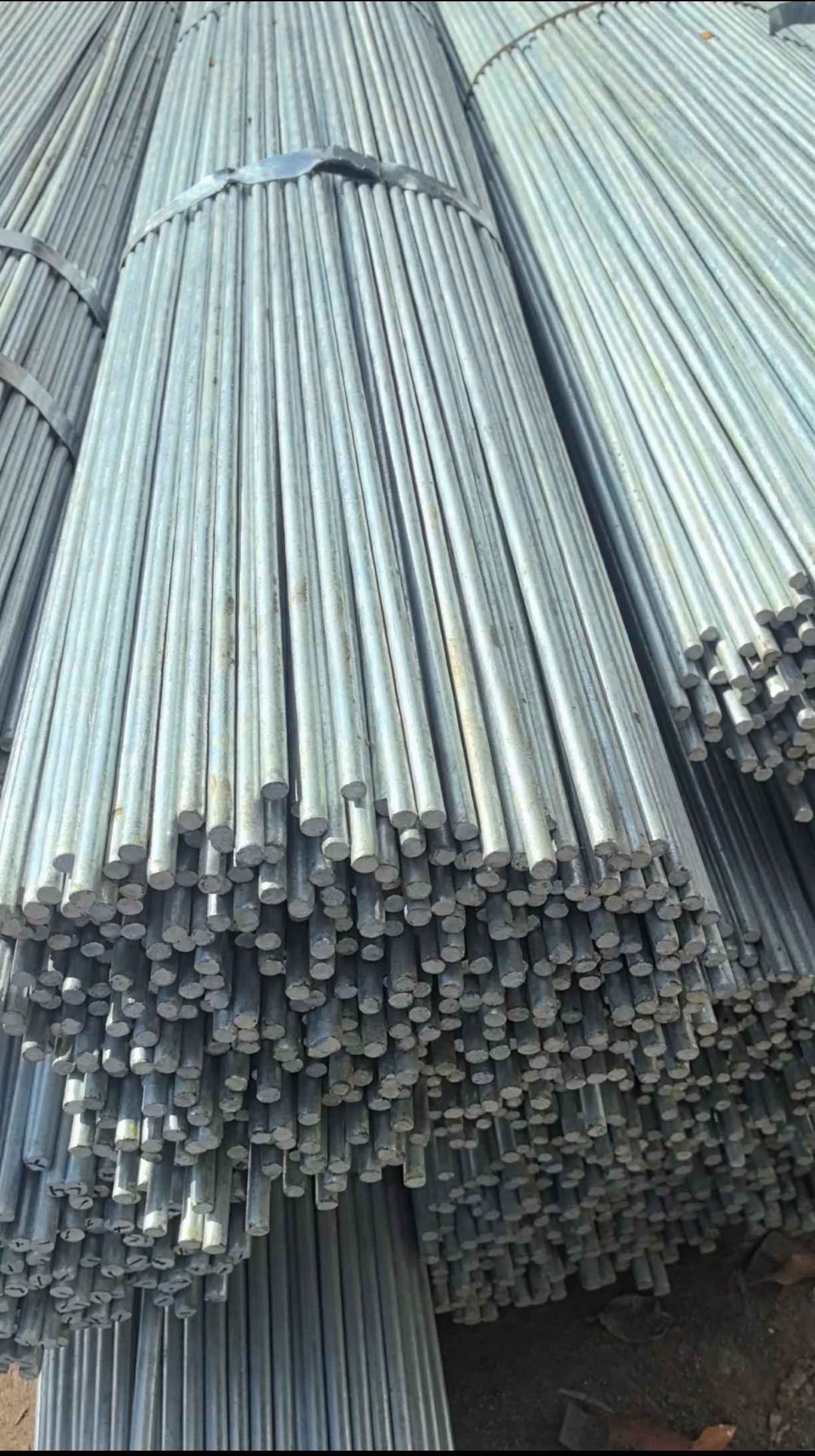 Astounding ROUND BAR (FER ROND/ METAL ROD) - Chantier du Nord